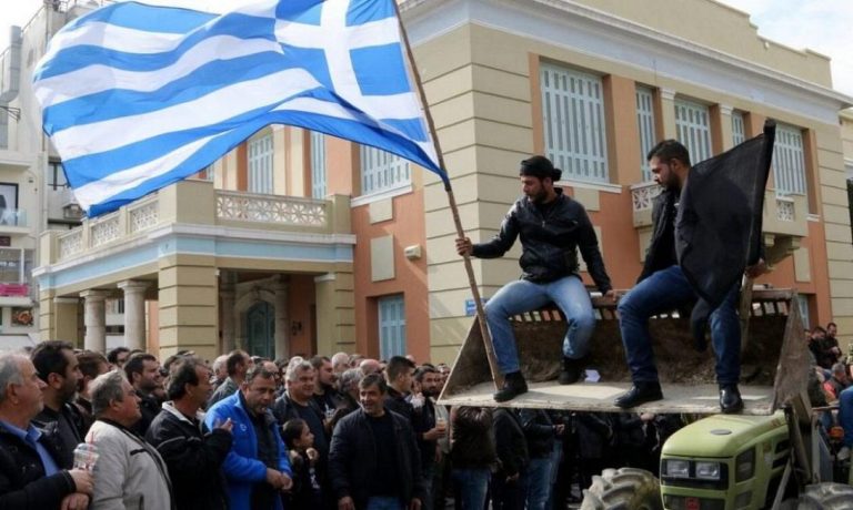 Αγροτικές κινητοποιήσεις: Παραμένουν στα μπλόκα και προχωρούν σε 48ωρο ...